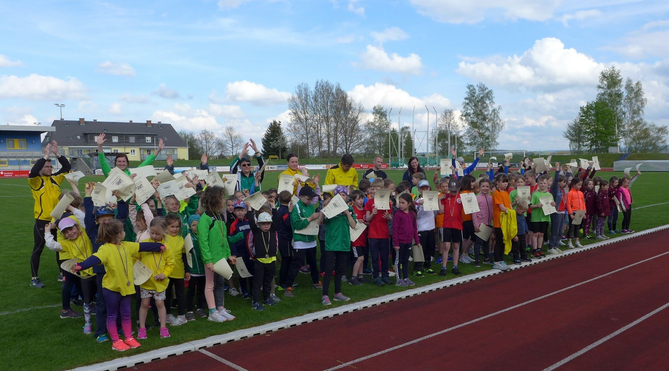Sieg für die U10 beim Teamwettkampf - lav-reichenbach.de